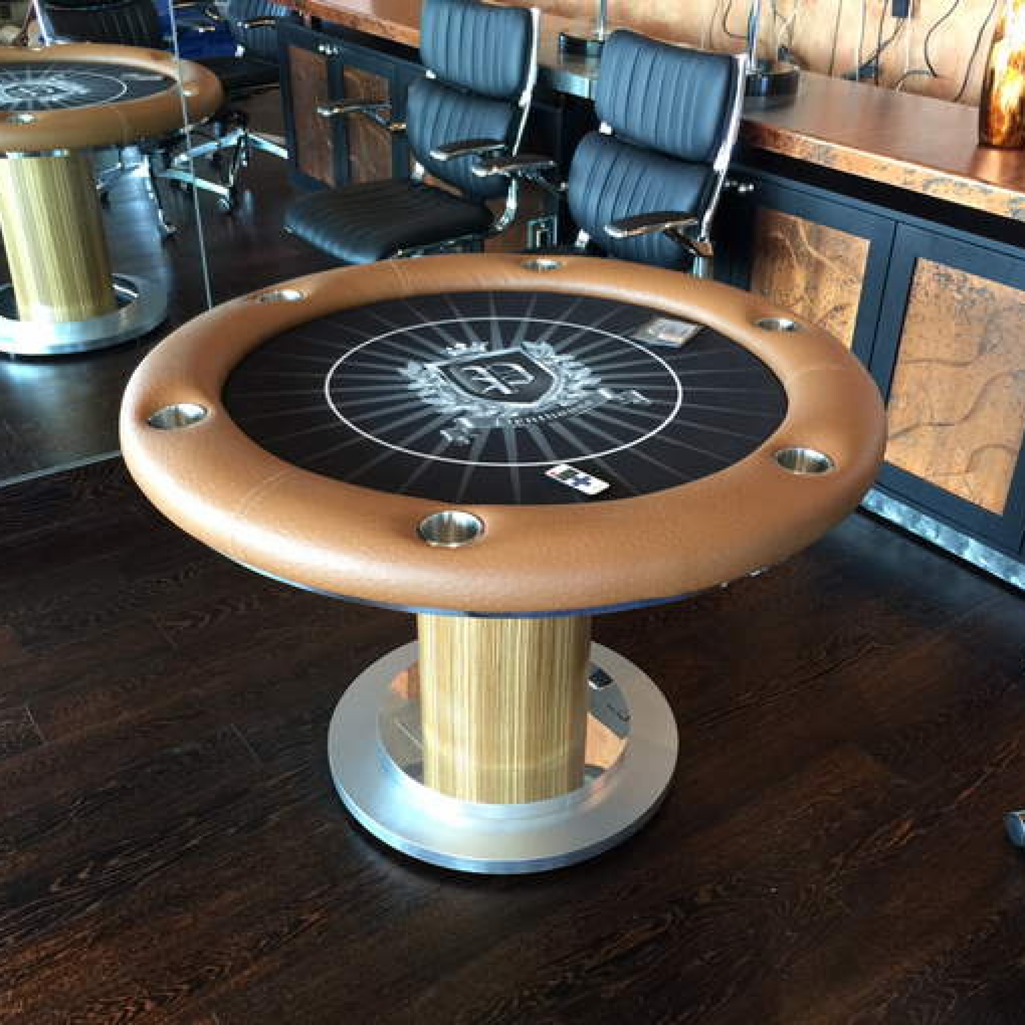 ROUND POKER TABLES - Pharaoh USA